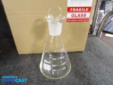 Repocast.com® | Lot of (48) 500ML Glass Iodine Flask,...