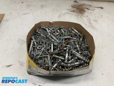 Repocast.com® | Lot of Box of Socket Pin and Clip for...