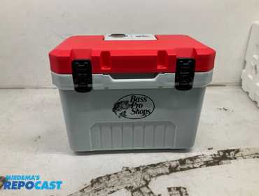 Repocast.com® | Lot of (1) Bass Pro Shops Bait Cooler...