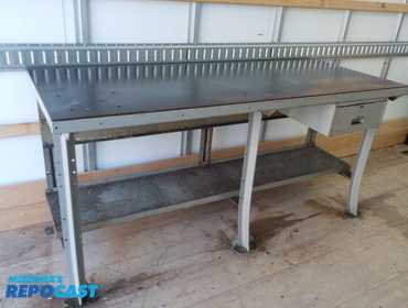 Repocast.com® | Lyon Industrial Steel work bench...