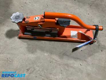 Repocast.com® | 2001 Mini Pave Block Splitter