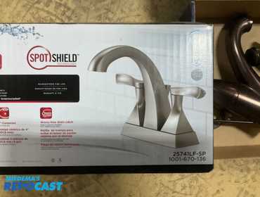 Repocast.com® | Lot of (1) Delta Everly center set...