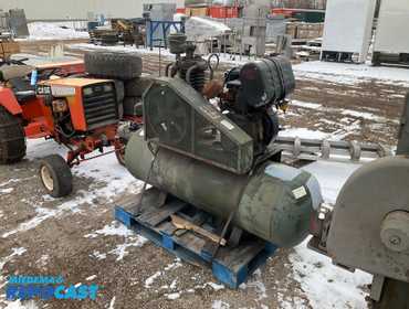 Repocast.com® | Large Gasoline Powered Military Air...