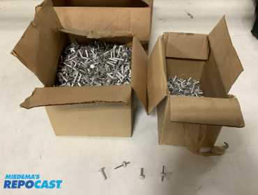 Repocast.com® | Box of Cherrymate aluminum rivets