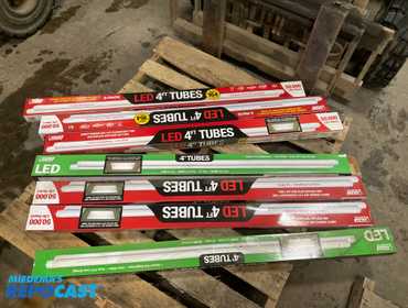 Repocast.com® | Lot of (7) Boxes of LED 4ft Tube...