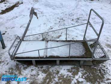 Repocast.com® | Lot of (1) Metal and Wooden Sled/Cart...