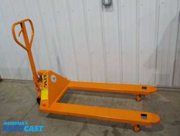 Repocast.com® | King pallet truck, 5500lbs capacity,...