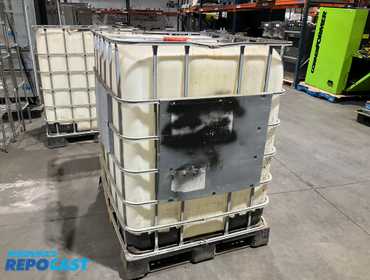 Repocast.com® | 1- 275 GALLON IBC TOTE, CAMLOCK VALVE...