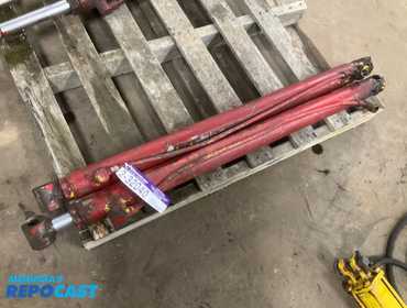 Repocast.com® | Set of (2) Lift Hydraulic Cylinders...