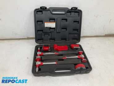 Repocast.com® | Maddox body and fender set