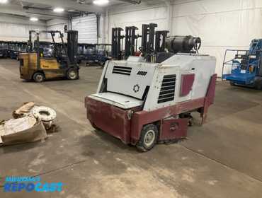 Repocast.com® | PowerBoss ISS/80-LD Ride On Floor...