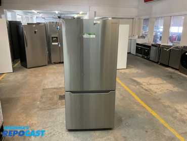 Repocast.com® | Insignia NS-RBM18SS0- Refrigerator/...