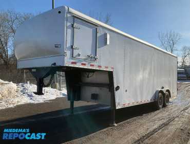 Repocast.com® | 2004 Wells Cargo Trailer Tandem Axle...