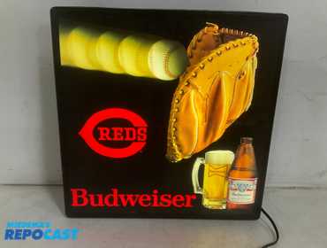 Repocast.com® | Lot of (1) Budweiser Reds Light Up Sign