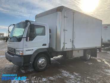 Repocast.com® | 2006 Ford Low Cab Forward Box Truck...