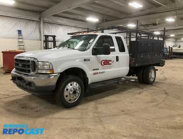 Repocast.com® | 2003 Ford F-450 Extended Cab Flatbed...
