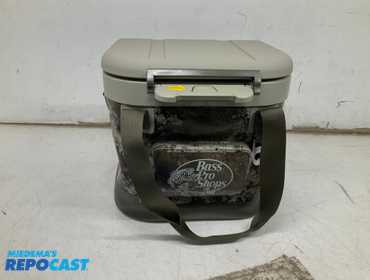 Repocast.com® | Bass Pro Shops 24-Can Coldsnap Latch...