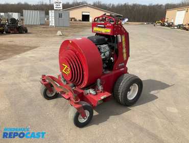 Repocast.com® | Hurricane Z3 Ride On Zero Turn Blower
