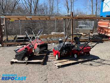Repocast.com® | Lot of (4) Snow Blowers- Toro S-200...