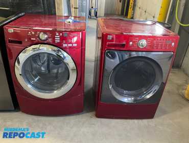 Repocast.com® | Red washer and dryer set. (1)...