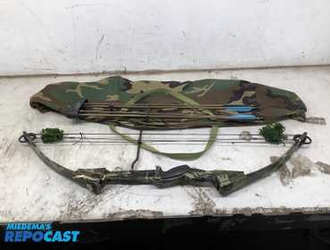 Repocast.com® | Robin Hood compound bow covered in...