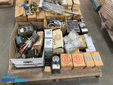 Repocast.com® | Skid Lot of Miscellaneous Building...