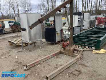 Repocast.com® | Large Industrial Engine Hoist Cherry...