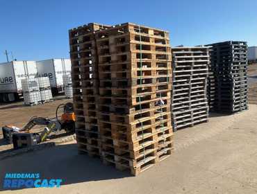 Repocast.com® | (35) EPAL Wood Skids, 4-way Forkable,...