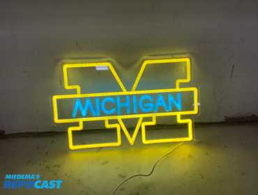 Repocast.com® | U of M Michigan Wolverines neon light ...