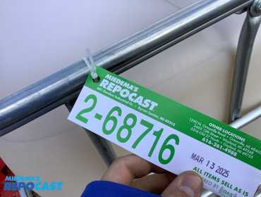 Repocast.com® | Lot of (1) IBC non food grade plastic...