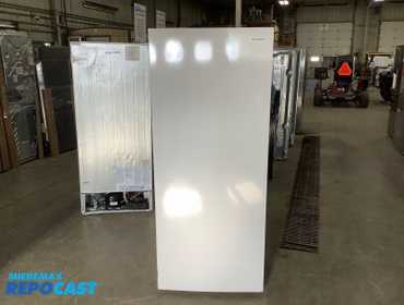 Repocast.com® | Frigidaire FFFU16F2VW Refrigerator