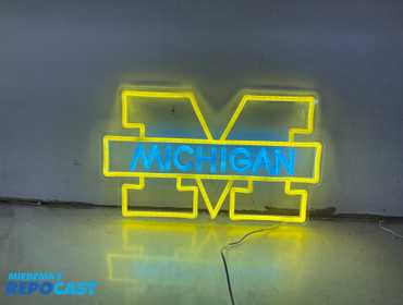Repocast.com® | Michigan Wolverines NCAA - U of M Neon...