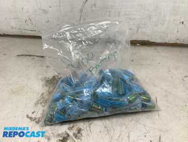 Repocast.com® | Lot of (100 EverGreen Lithium Battery...