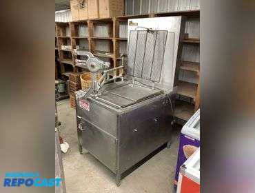 Repocast.com® | Baxter SP-155 gas donut fryer.