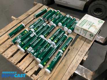 Repocast.com® | Lot of BP Energrease LC-M 1 extreme...