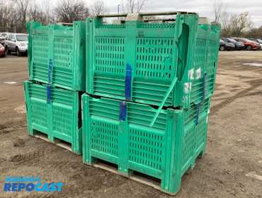 Repocast.com® | Lot of (6) large green plastic totes,...