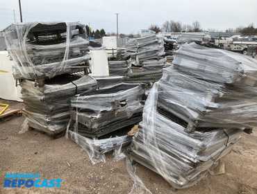 Repocast.com® | Lot of (5) Stacks of Metal Wire Cages...