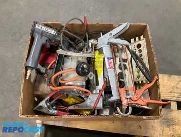 Repocast.com® | Box of assorted garage keeper items...