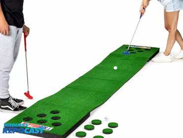 Repocast.com® | Putter ball backyard golf game