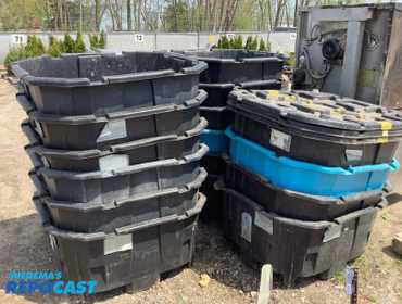 Repocast.com® | Lot of 16 Sackable Heavy Duty Plastic...