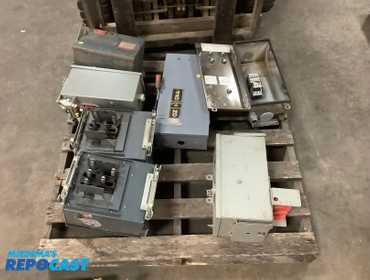 Repocast.com® | Lot of (7) Electrical Boxes Including...
