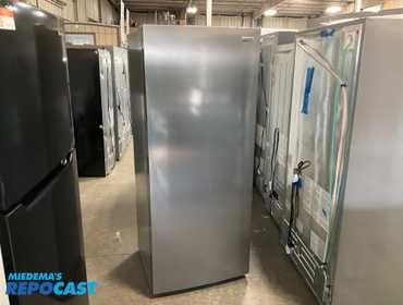 Repocast.com® | Frigidaire Auto Defrost Upright Freezer