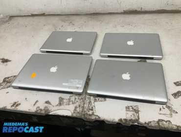 Repocast.com® | Lot of (4) assorted sized apple...