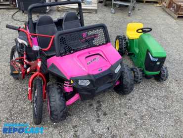Repocast.com® | 2 skids of kids Pink RZR 900 EFI...