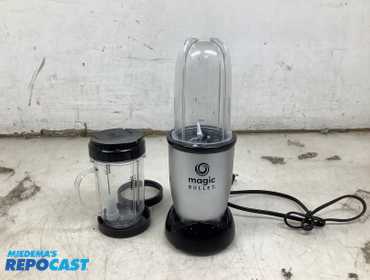 Repocast.com® | A Magic Bullet mini blender and shake...