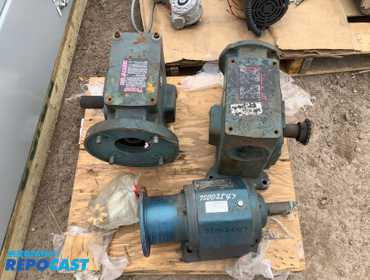 Repocast.com® | Lot of (2) Reliance Electric Speed...