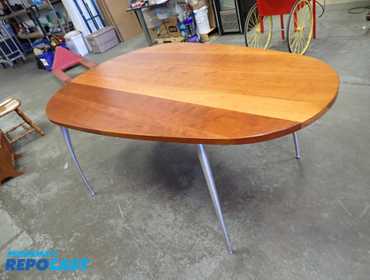 Repocast.com® | Beautiful Mid Century Egg Shaped...