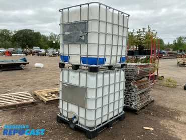 Repocast.com® | Lot of (2) 1000L Capacity IBC Totes