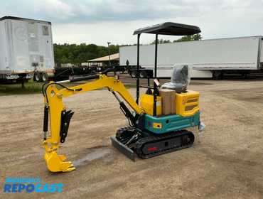 Repocast.com® | New 2024 DigMaster DM100 Mini Excavator