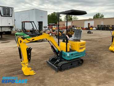 Repocast.com® | New 2024 DigMaster DM100 Mini Excavator